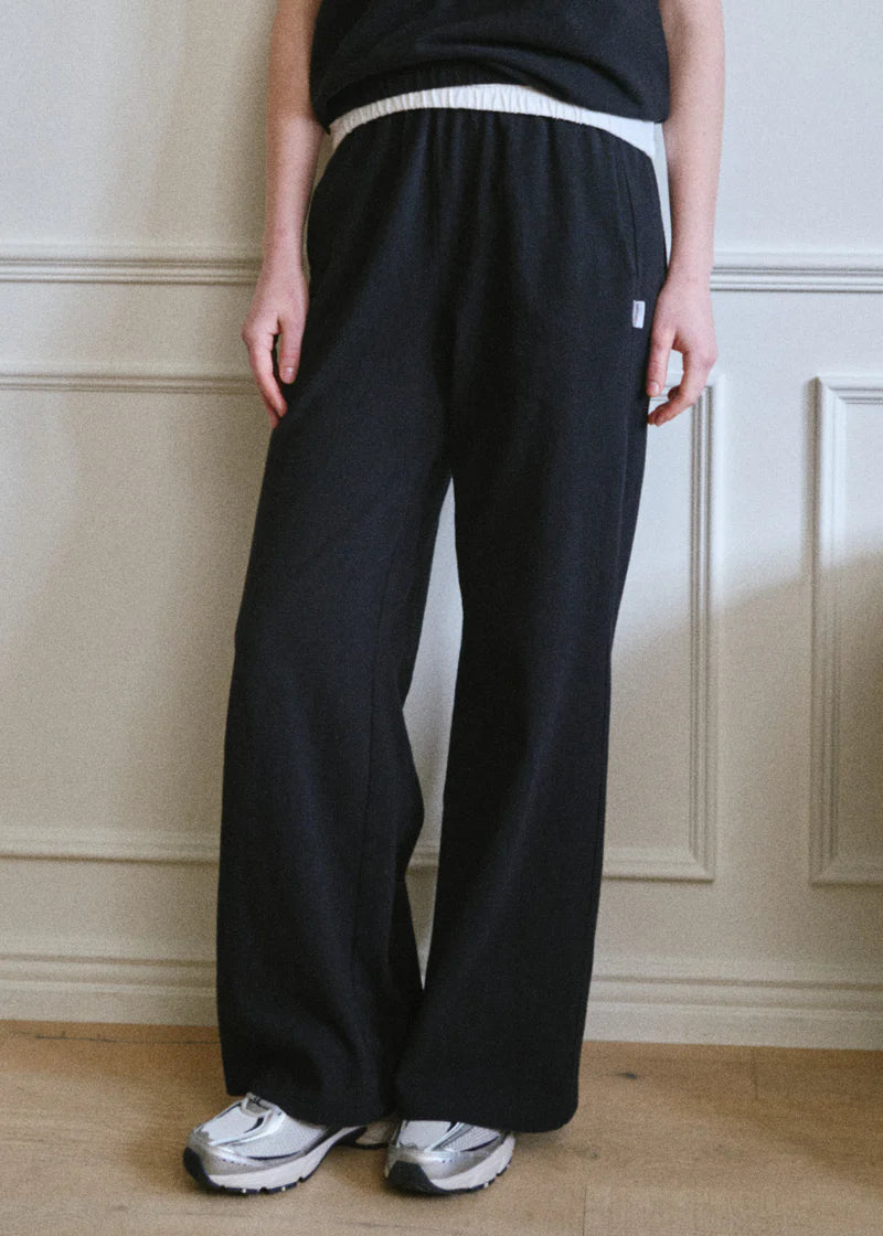 Le Bon Shoppe Breezy Pants - Black | Vincent Park | Vancouver Canada