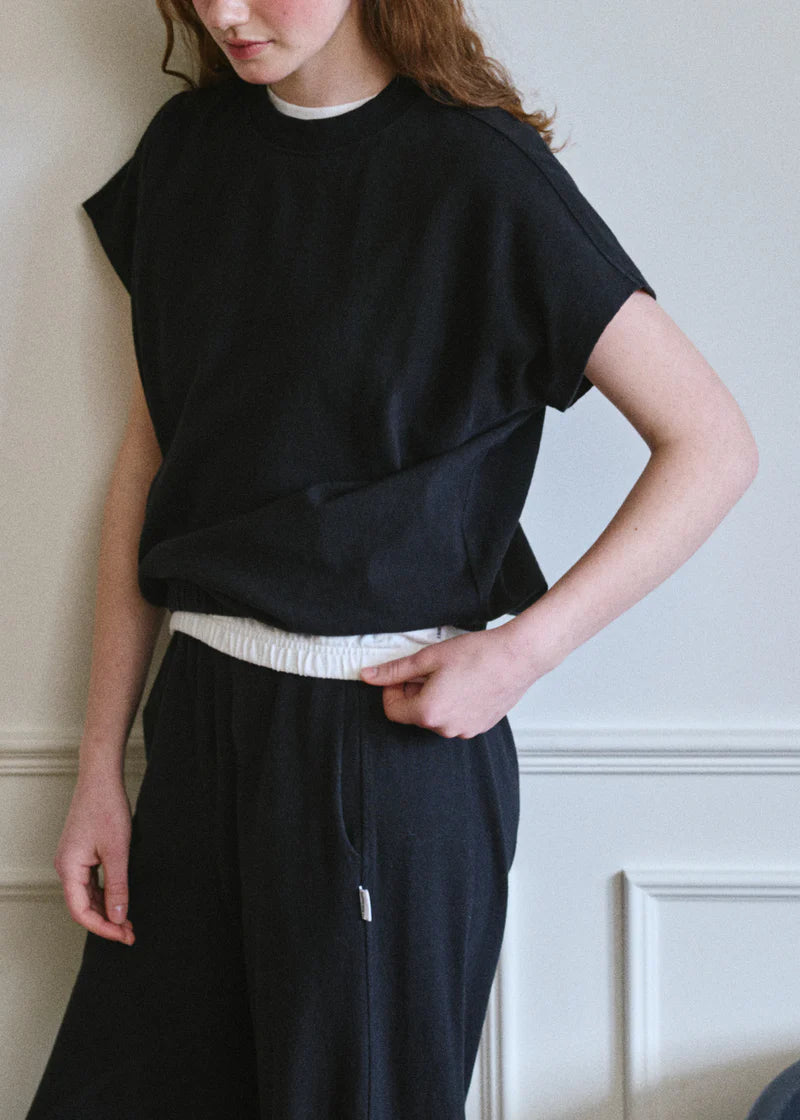 Le Bon Shoppe Fei Tee - Black | Vincent Park | Vancouver Canada